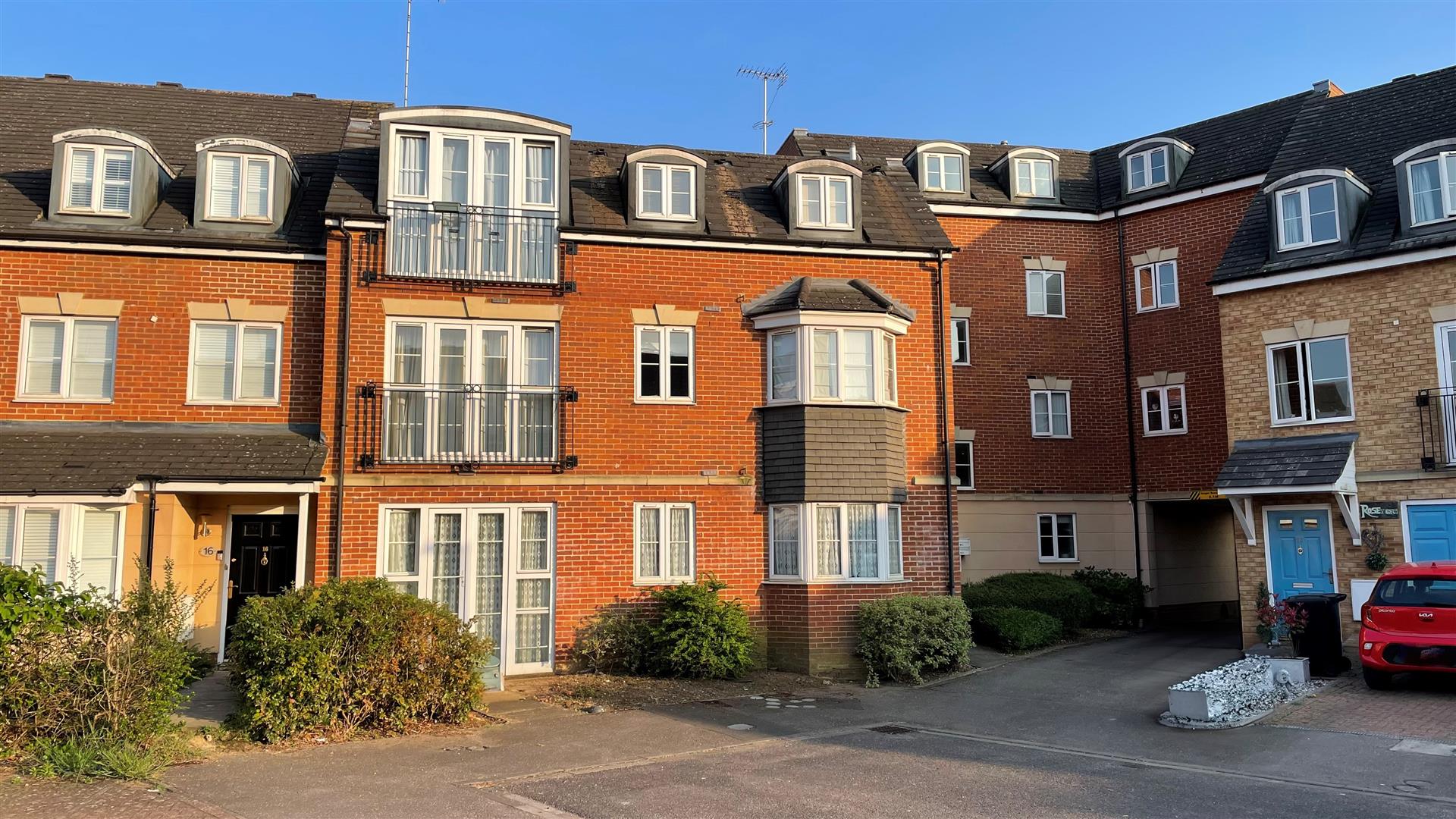 Lindler Court, Leighton Buzzard - Watsons Letting Agents